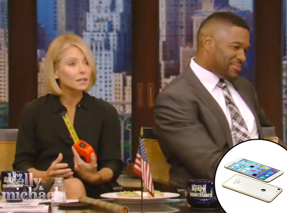 Watch Kelly Ripa And Michael Strahan Make One Long Penis Joke When